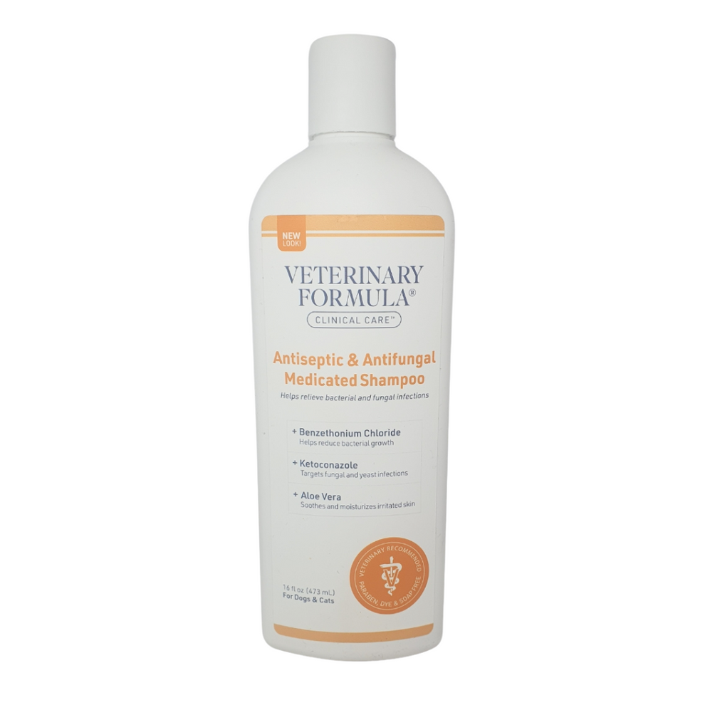 Veterinary Formula Antiseptic And Antifungal Medicated Shampoo 473ml